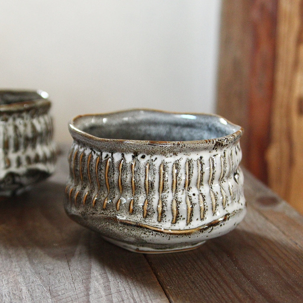 Bowl Matcha Blanc/Noir | Sopha Diffusion | Tableware | Made in Japan – Peter Fields