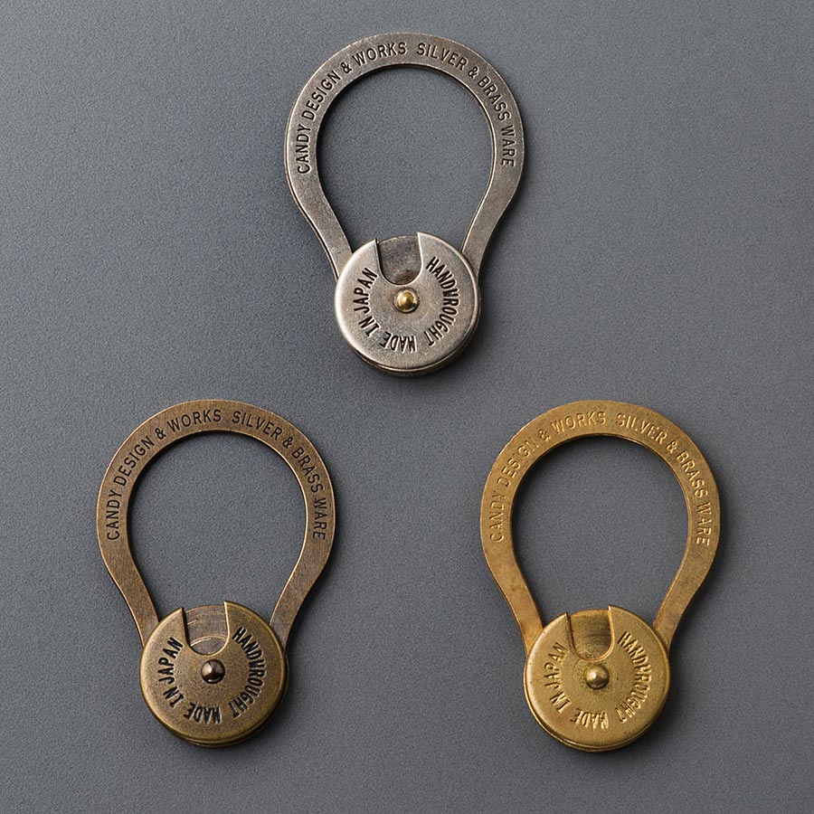 Keyring Dolphy – Peter Fields