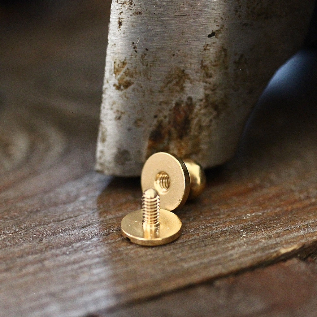 Button Stud Screw | Smoky Sumis Store | Peter Fields
