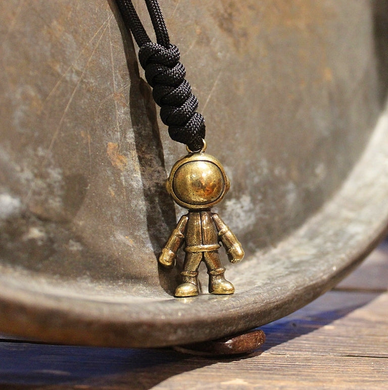 Spaceman Keychain | Paracord Buddy | Peter Fields