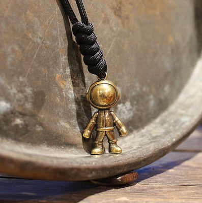 Spaceman Keychain | Paracord Buddy | Peter Fields